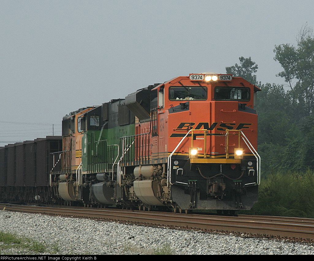 BNSF 9374